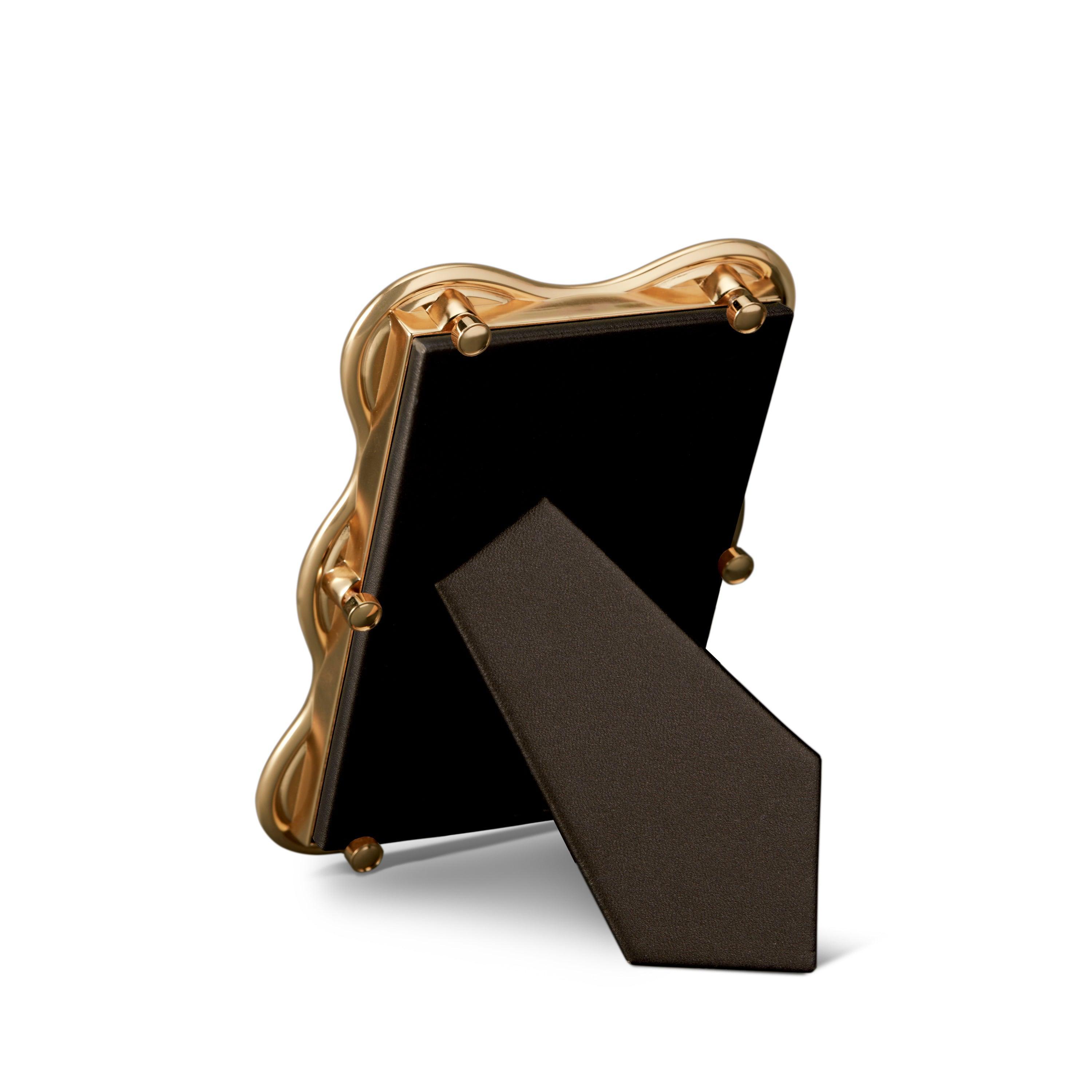 Luxury Picture Frames | Ripple Frame - Gold | L'OBJET