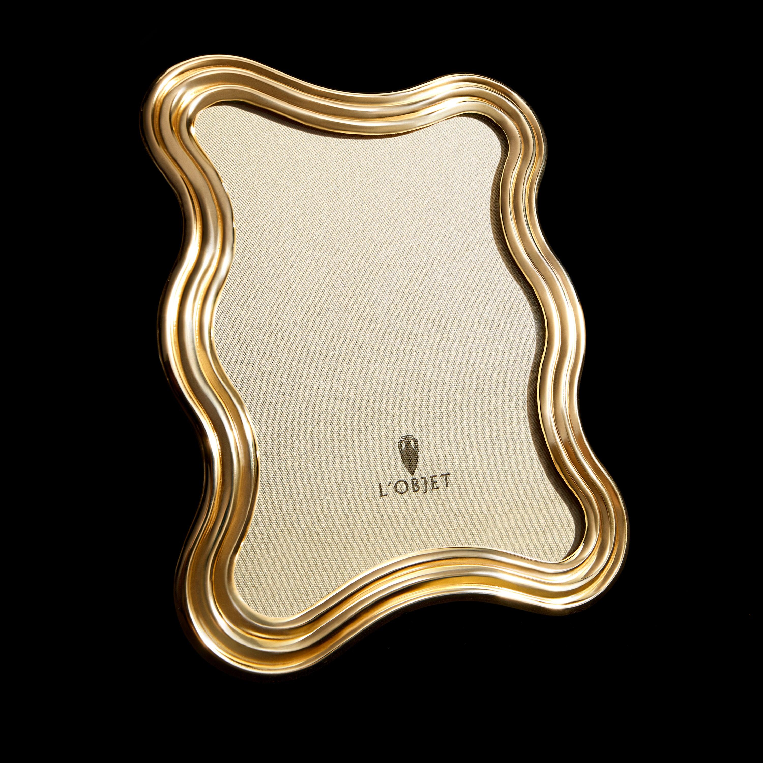 Luxury Picture Frames | Ripple Frame - Gold | L'OBJET